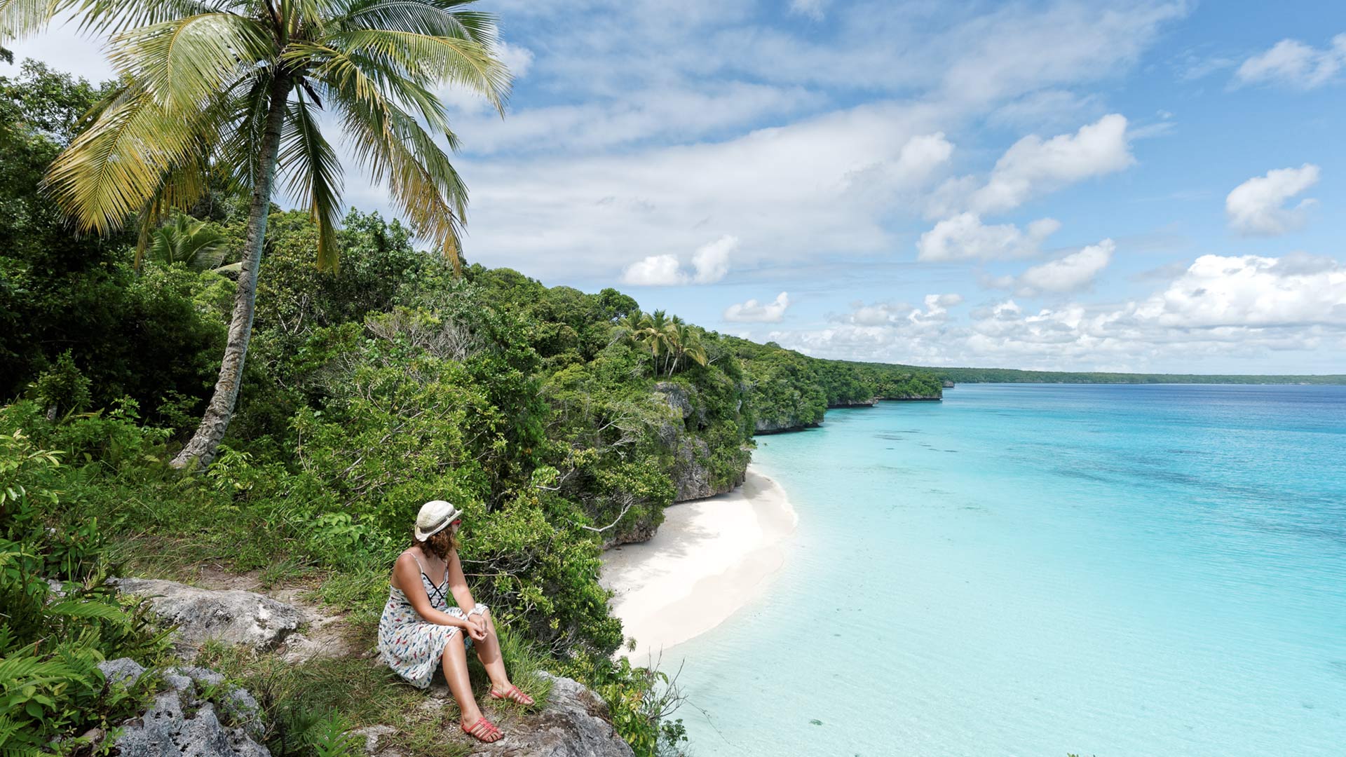 Lifou : Entre plages et falaises - Une Petite Parenthèse
